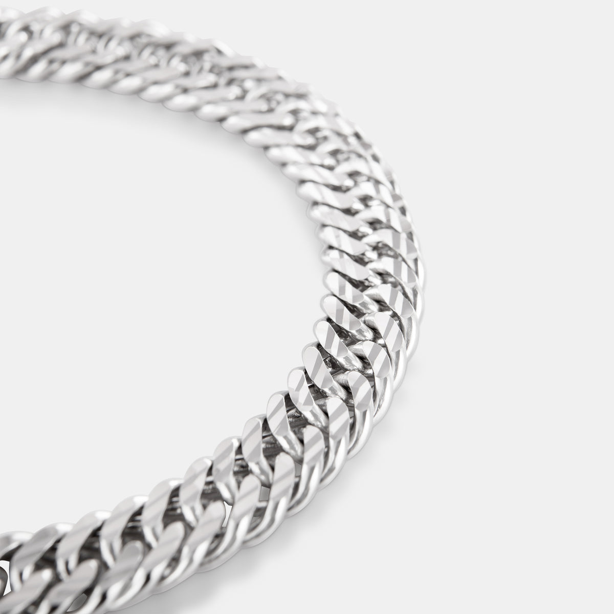 Platinum 9MM Cuban Bracelet – Lao Feng Xiang Canada | 老凤祥 温哥华